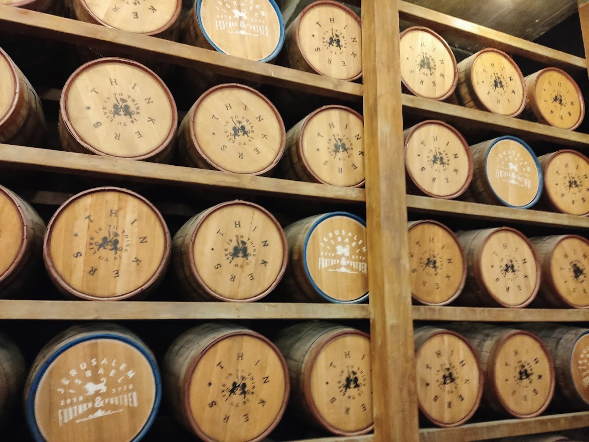 Thinkers Distillery : Винотурс